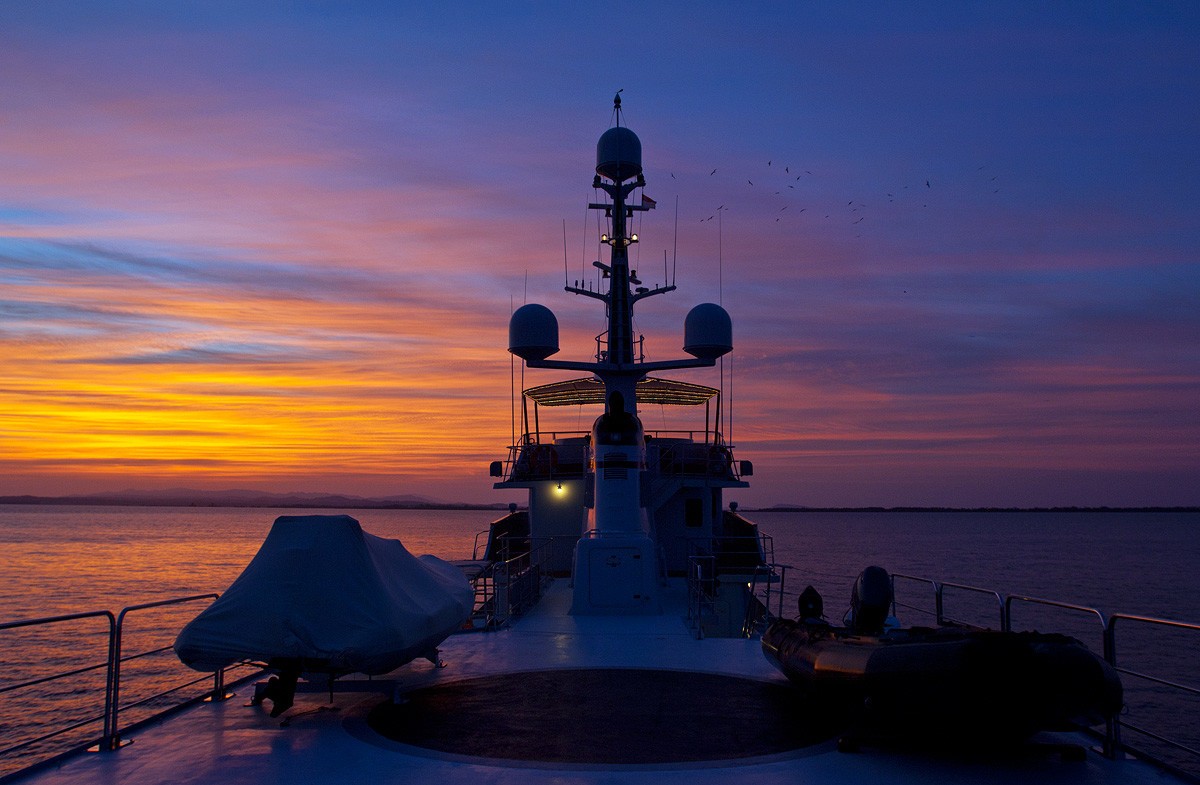 Yacht ASTERIA, DC Anastassiades & ACh Tsortanides | CHARTERWORLD Luxury ...